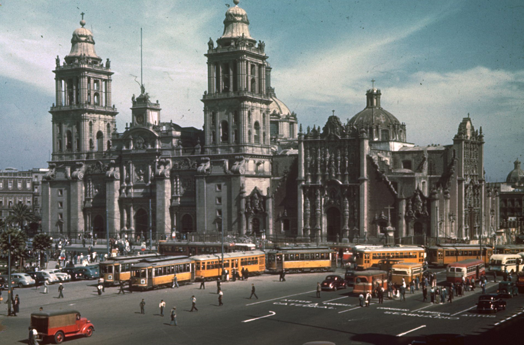 전통적인 종교 건축의 고정 관념을 깬 - 현대 종교 건축물